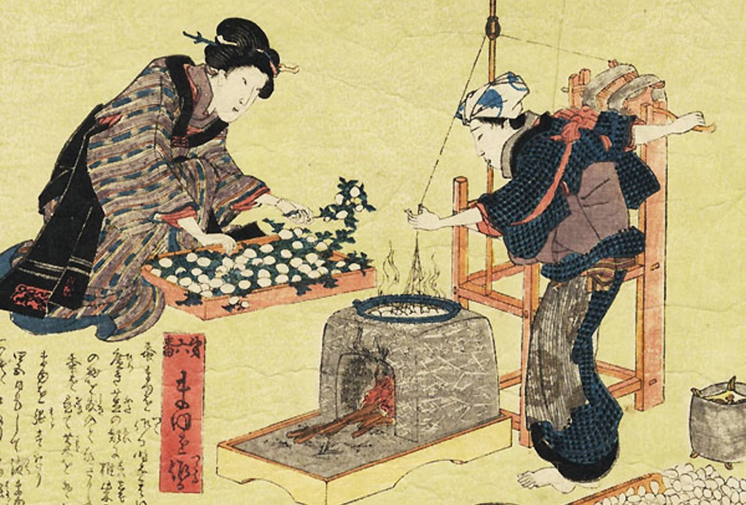 Discovering Silk: A Journey Through History and Craftsmanship – Seven Muses